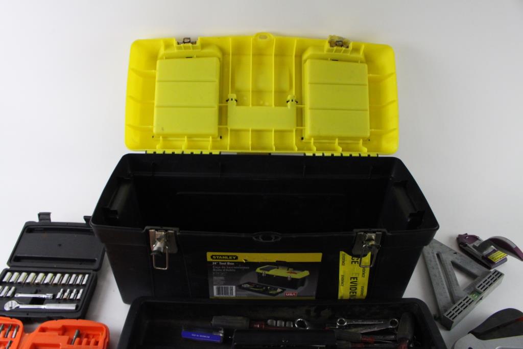 Stanley Tool Box With Socket Set, Screwdrivers, And More, 20+ Pieces ...