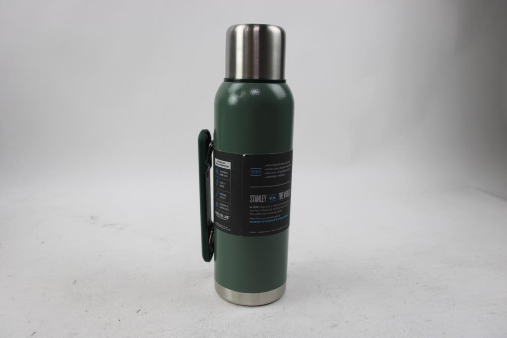 Stanley Vacuum Bottle | Property Room
