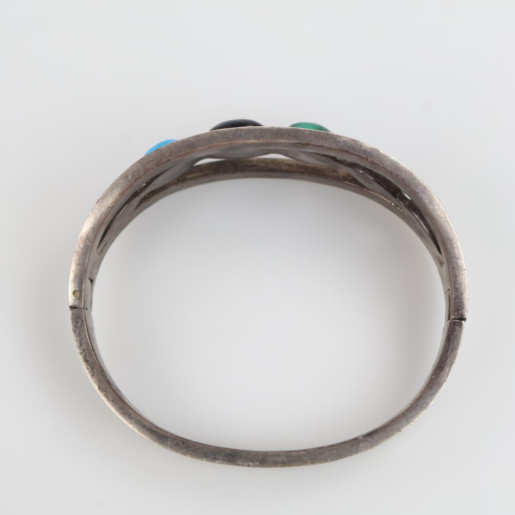 Sterling Silver Colored Stone Hinged Bangle | Property Room