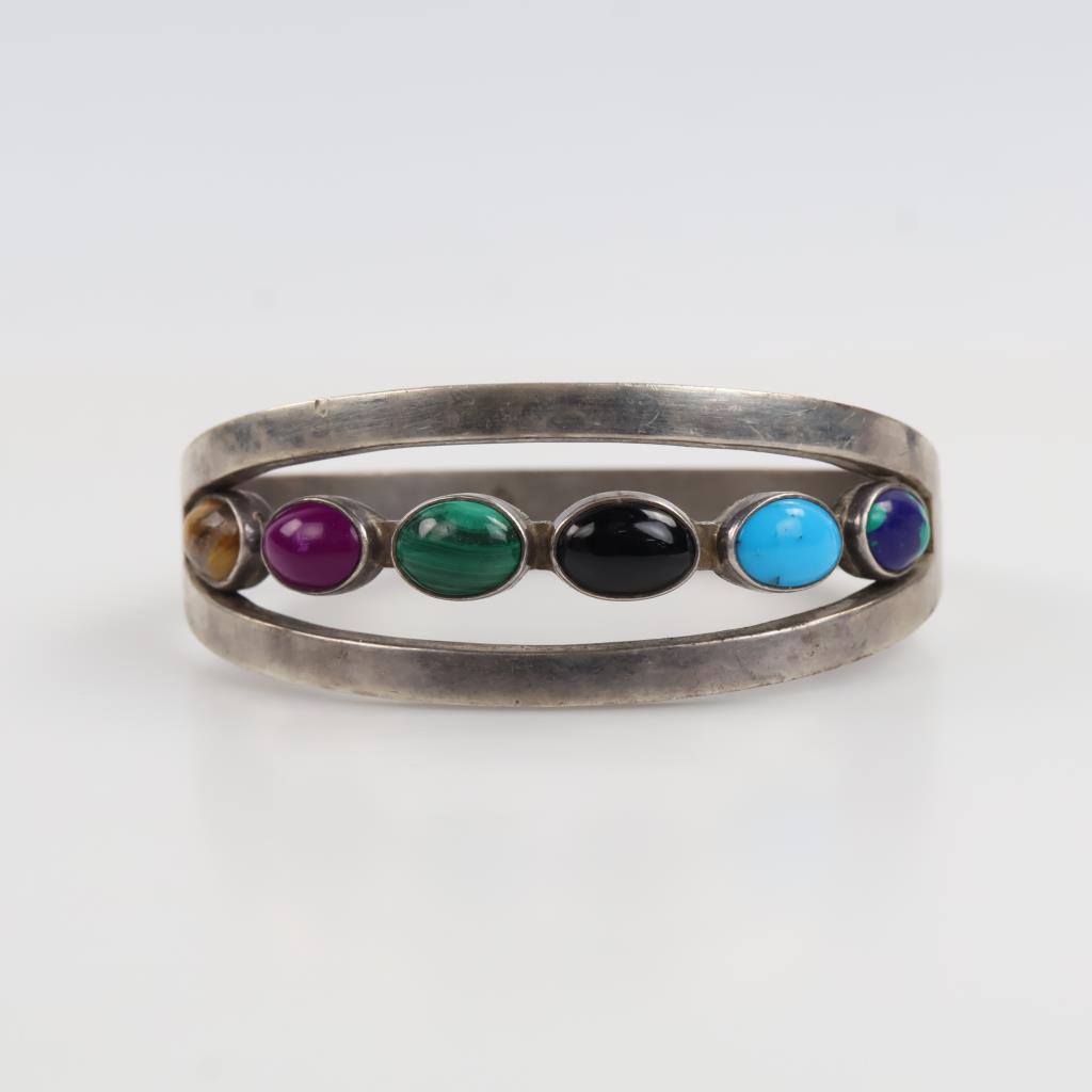 Sterling Silver Colored Stone Hinged Bangle | Property Room