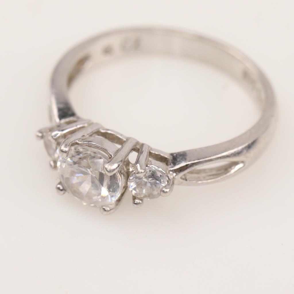 Sterling Silver Cubic Zirconia Ring | Property Room