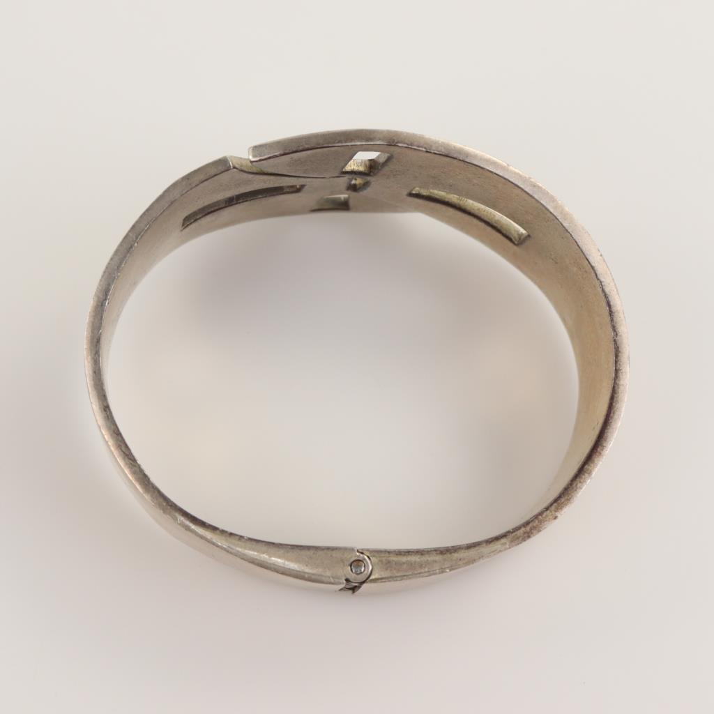 Sterling Silver Hinged Bangle | Property Room