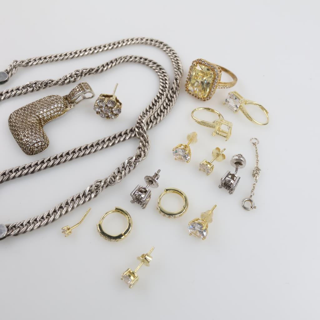 Sterling Silver Jewelry, 17 Pieces | Property Room