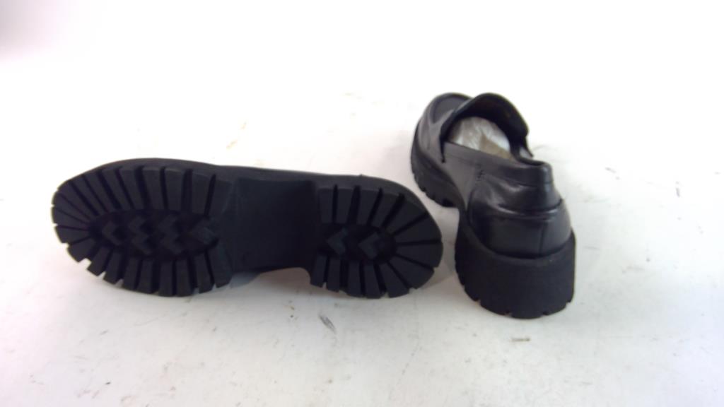 Steve Madden Shoes, Size 10M | Property Room