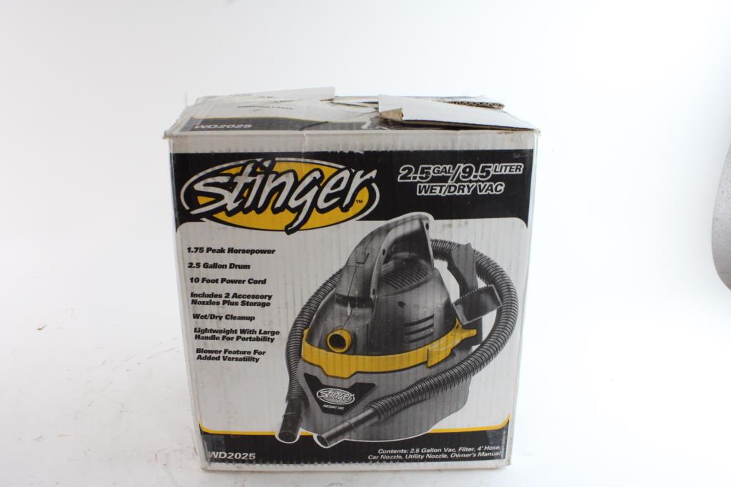 Stinger Wet/dry Vacume | Property Room