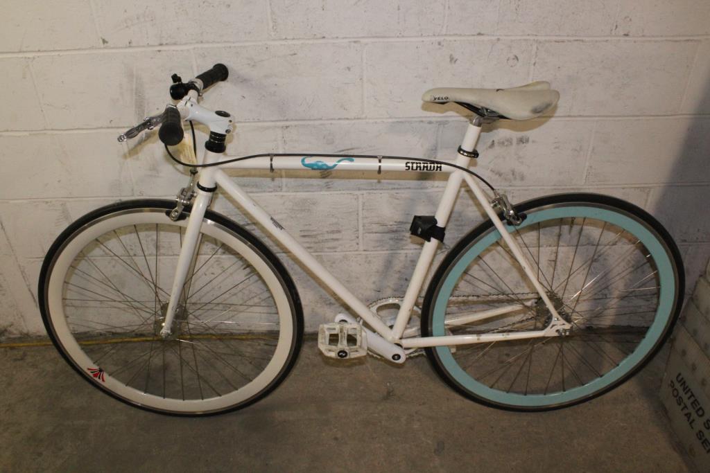 Strada Single Speed Road Bike | Property Room