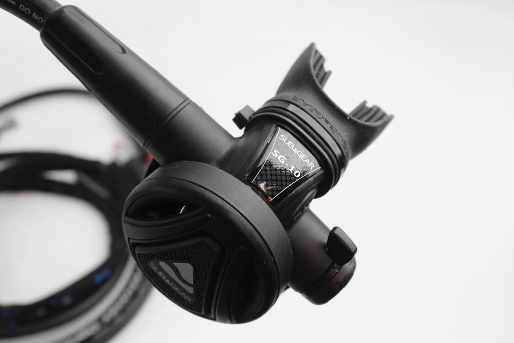 Sub Gear SG-10 Regulator & Atomic Aquatics Hose In Cressi Regulator Bag ...
