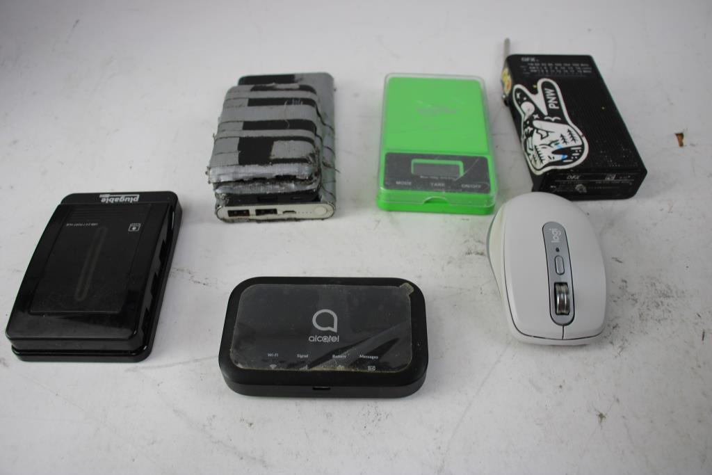 Suitcase With Mouse, Power Bank, And More Electronics Bulk Lot, 15 ...
