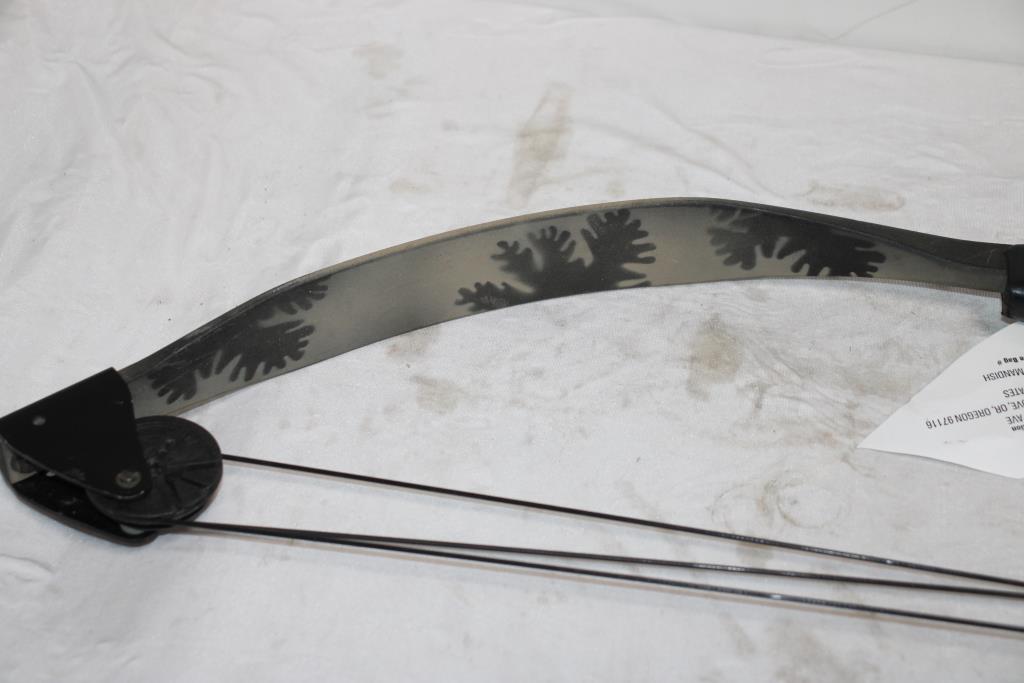 Sun Bear Bow Black | Property Room