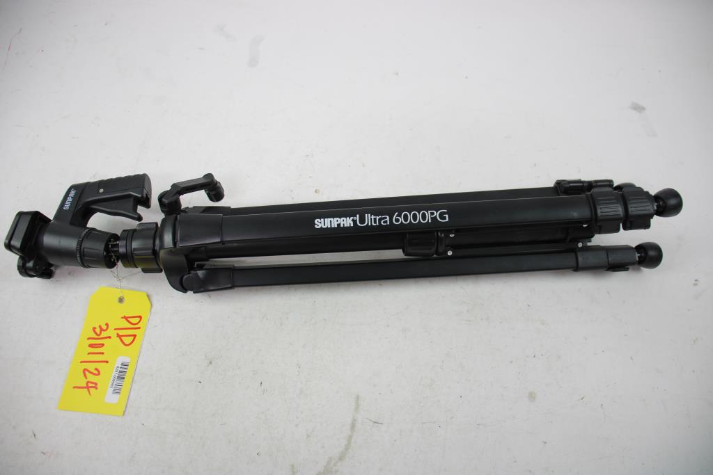Sunpak Ultra 6000PG Camera Tripod | Property Room