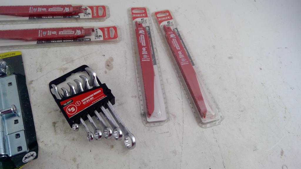 Surebilt Socket Set And More 5+ Pieces | Property Room