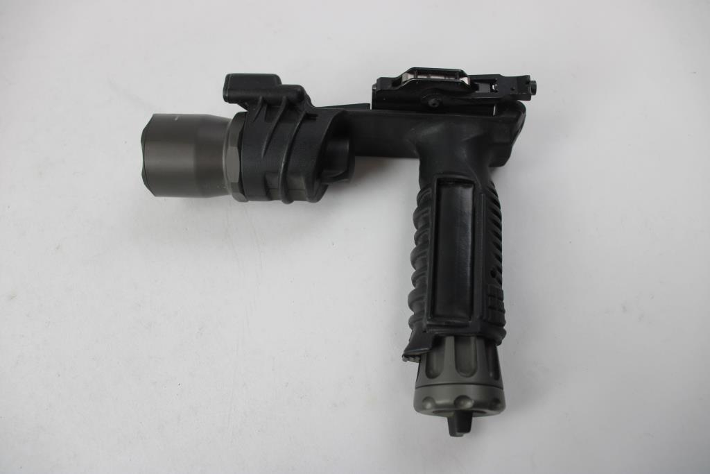 Surefire Foregrip Weapon Light | Property Room