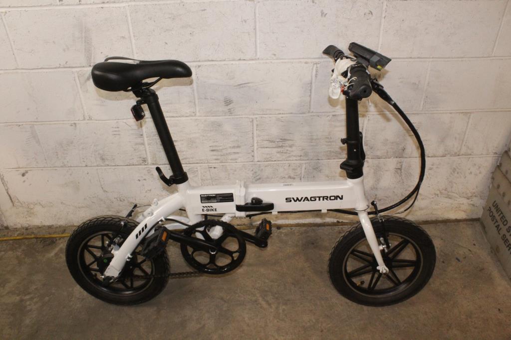 Swagtron Folding E-Bike | Property Room