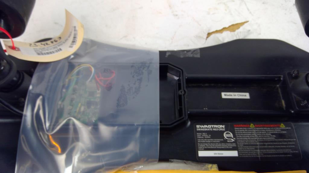 Swagtron NG3 Electric Skateboard | Property Room