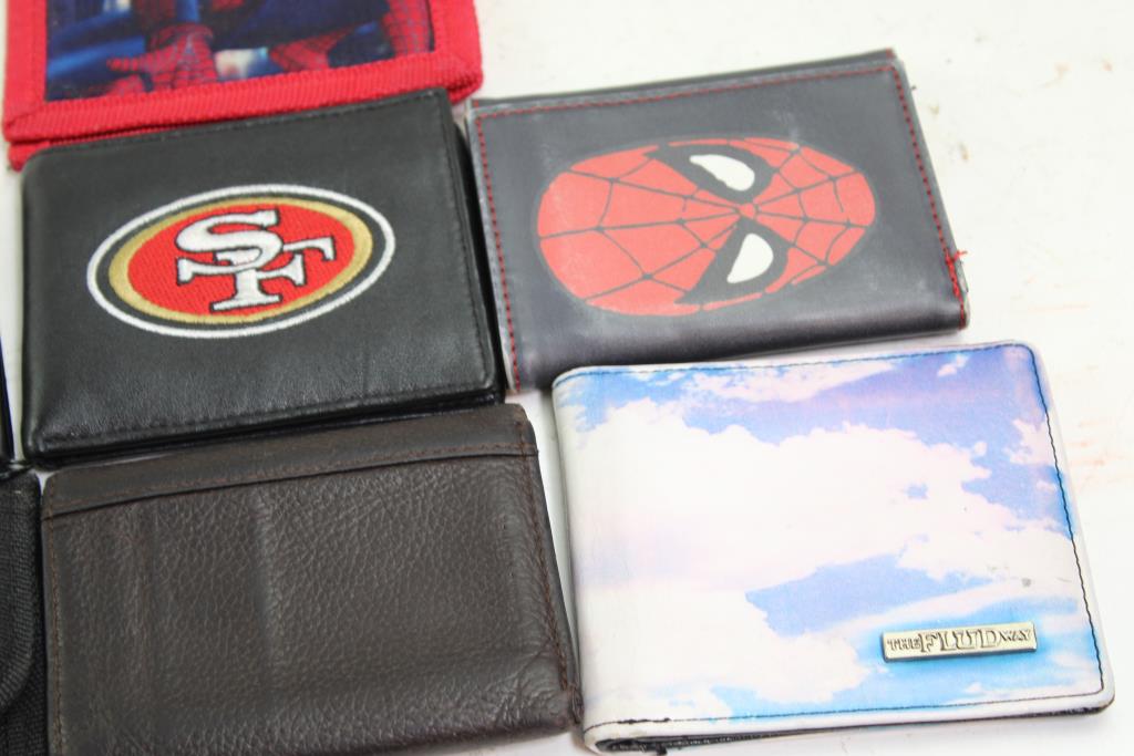 Swiss Gear, Flud, Budweiser+ More Wallets 7 Pieces | Property Room
