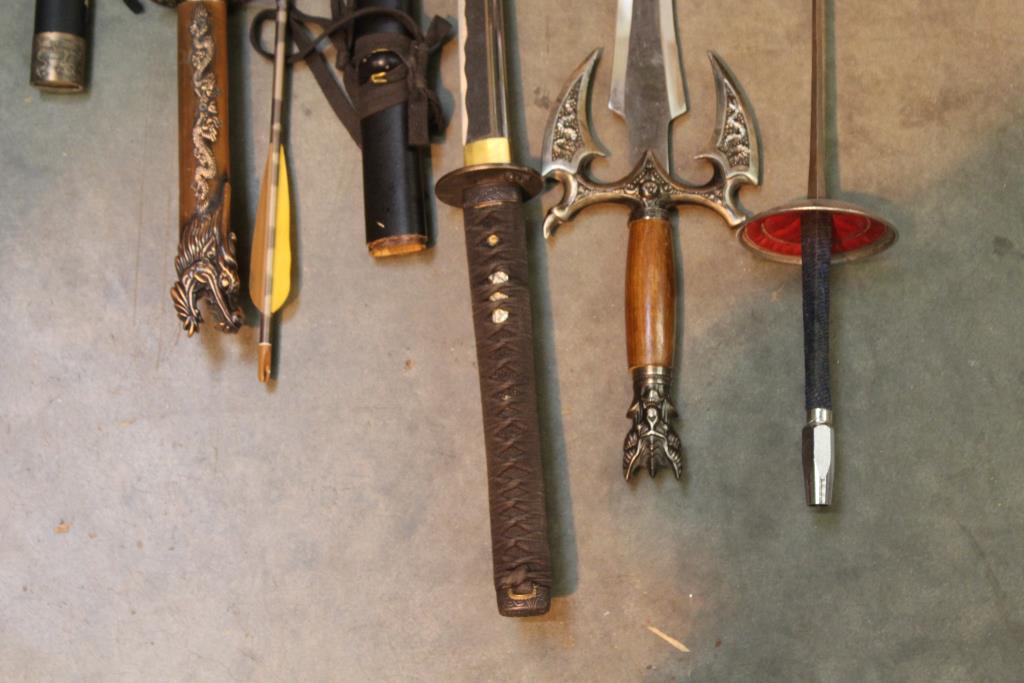 Swords And Blade: Samurai, Fantasy, Fencing: 5 Items | Property Room