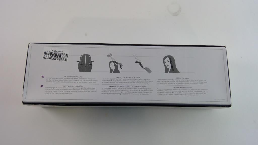 T3 SinglePass Whirl Styling Wand | Property Room