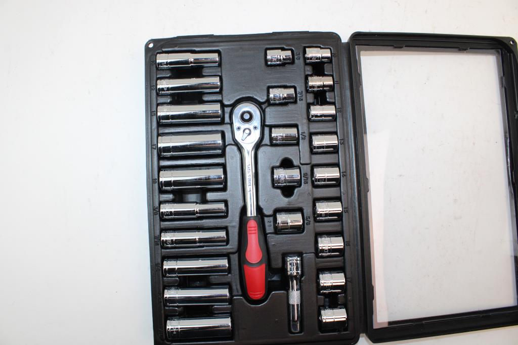 Task Force 26 Piece Drive Sae & Metric Socket Set | Property Room