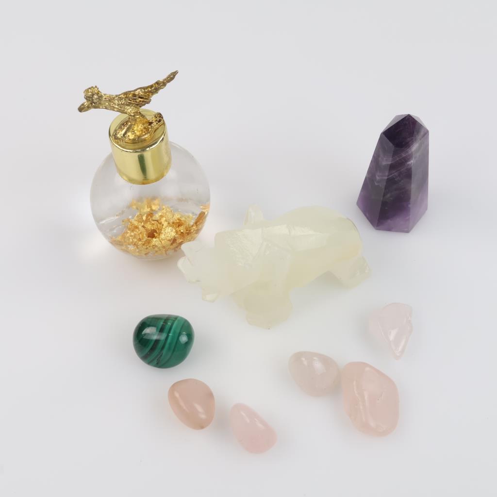 Tchotchkes And Craft Stones; 5+ Pieces | Property Room