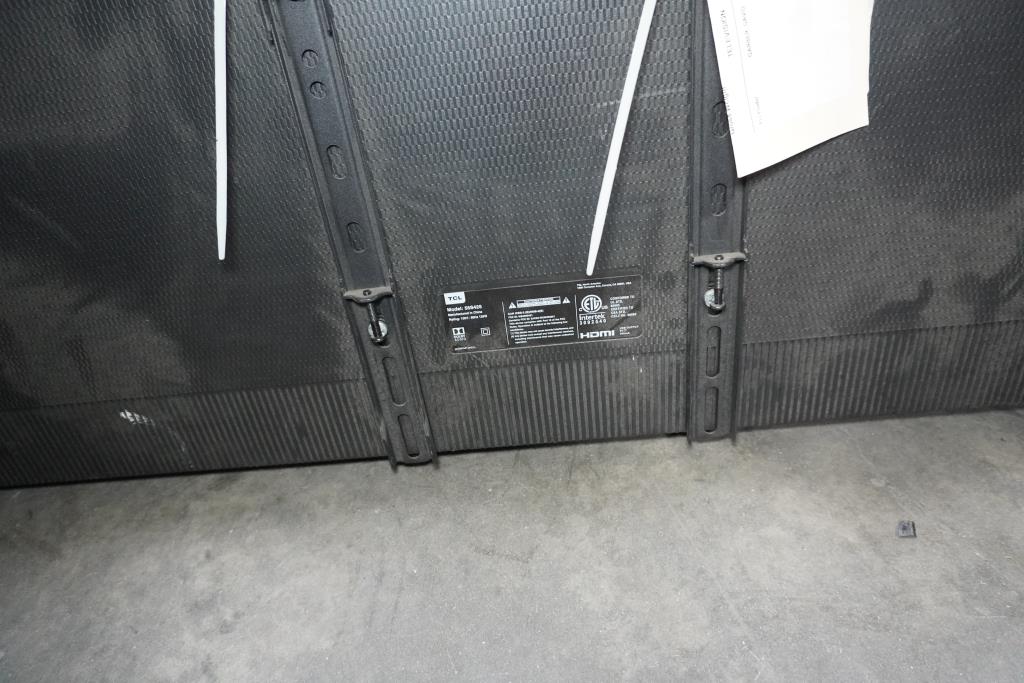 TCL 55" Roku Tv | Property Room