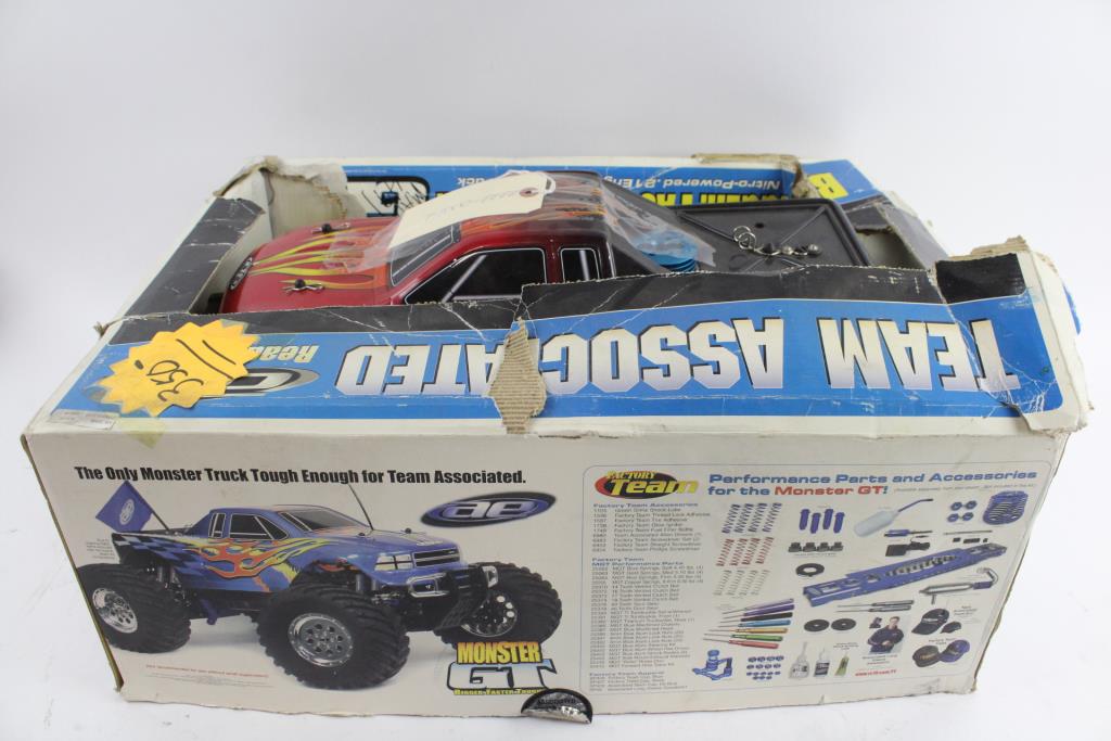 Team Associated Monster GT 4.60 RC Car | Property Room