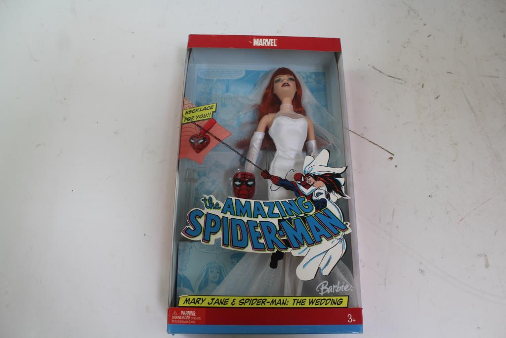 The Amazing Spider-Man Mary Jane & Spider-Man: The Wedding Barbie Doll ...