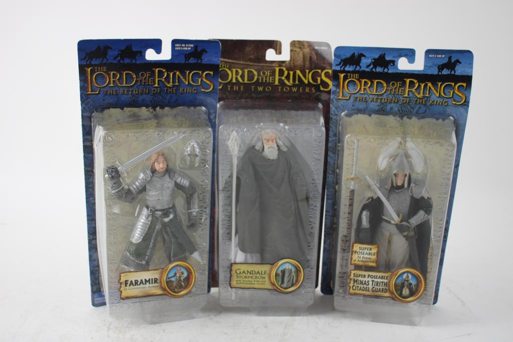 The Lord Of The Rings Action Figure Lot, 5 Pieces | Property Room