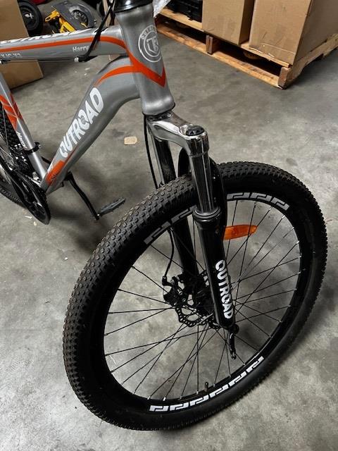 The Outroad XJC-X3 Harry SF 26 Inch Mountain Bike | Property Room