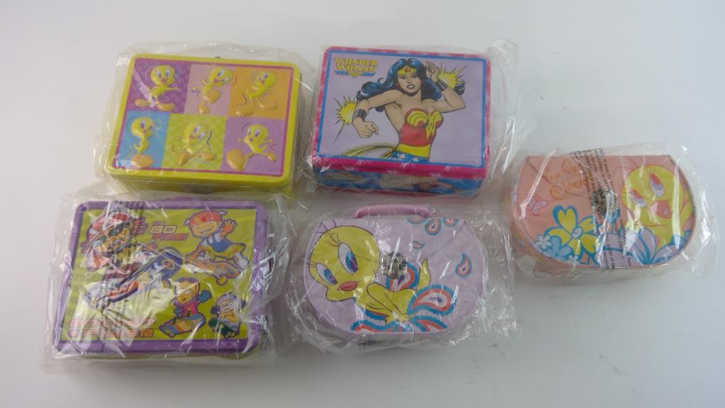 The Tin Box Company Assorted Lunchboxes, 5 Pieces | Property Room