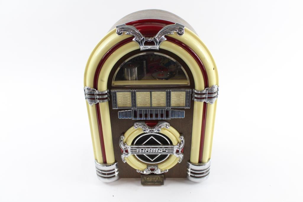 Thomas Collectors Edition Radio | Property Room