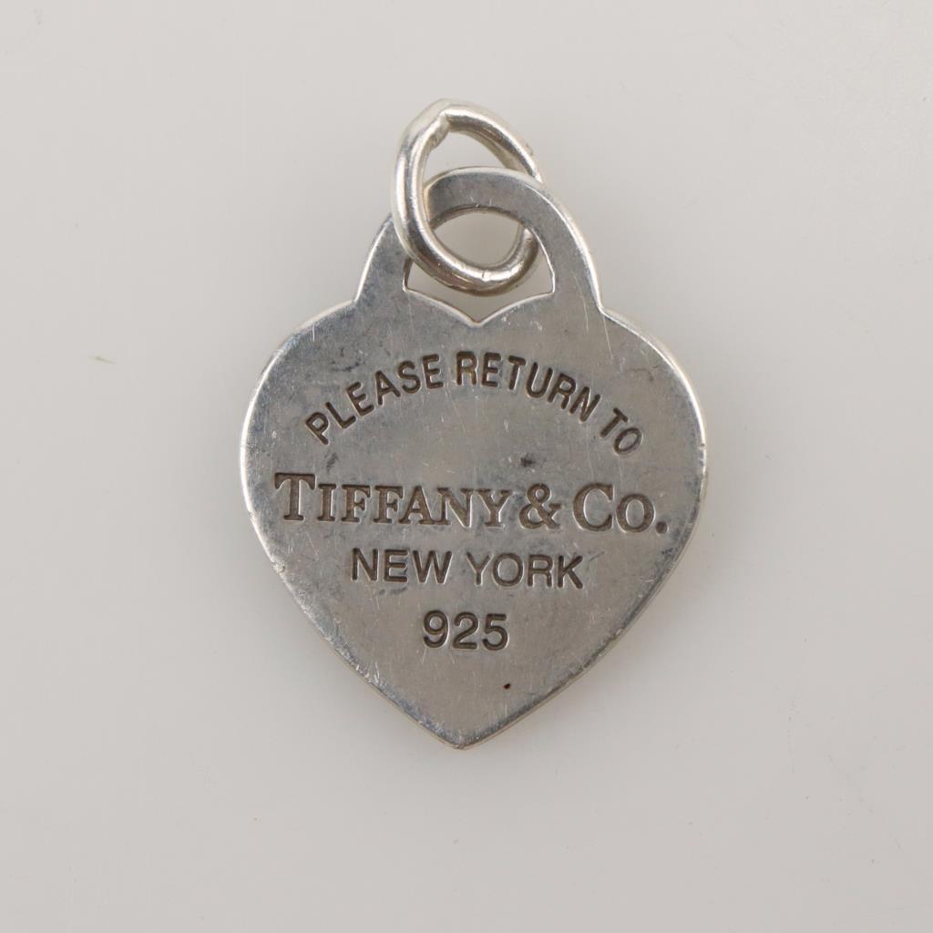 Tiffany & Co. Return To Tiffany Sterling Silver Heart Pendant | Property Room