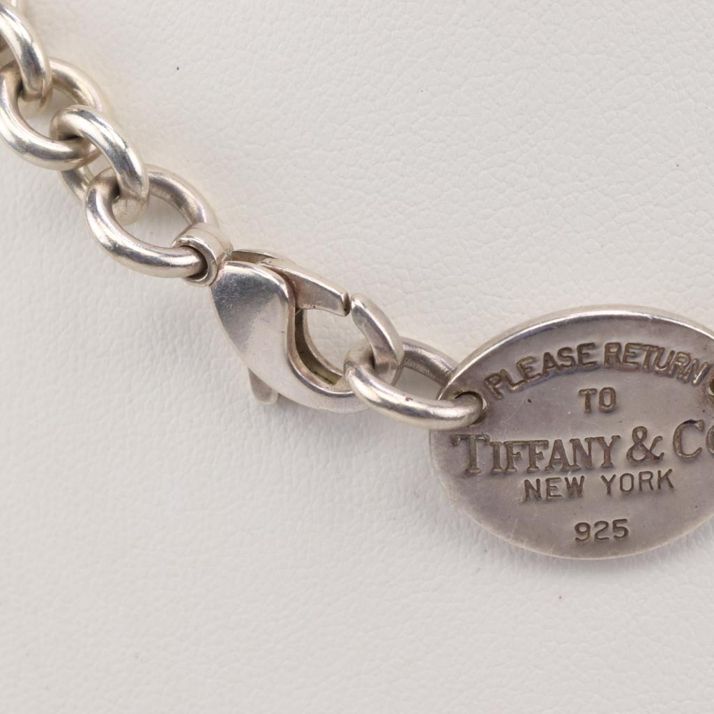 Tiffany & Co. Sterling Silver Oval Tag Cable Necklace | Property Room