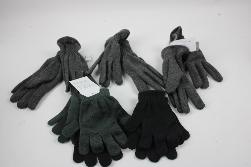 Time & True Women's Gloves Clothing Lot, 18 Pieces | Property Room