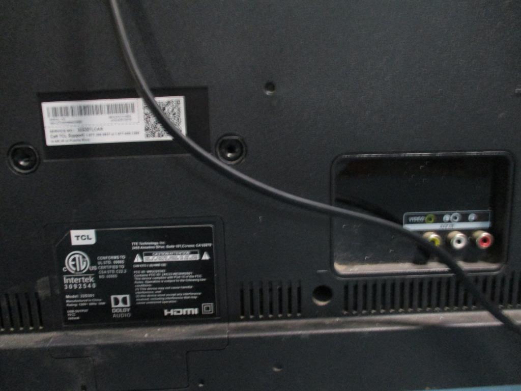 TLC Roku 32" Flat TV | Property Room