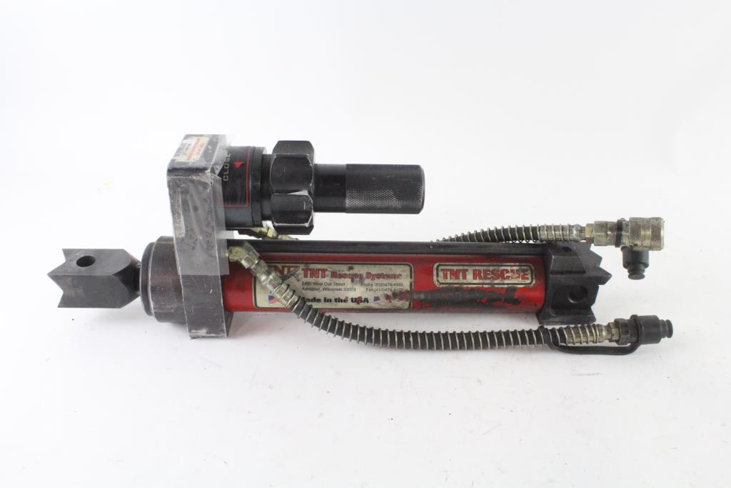 TNT Rescue Battery Ram | Property Room