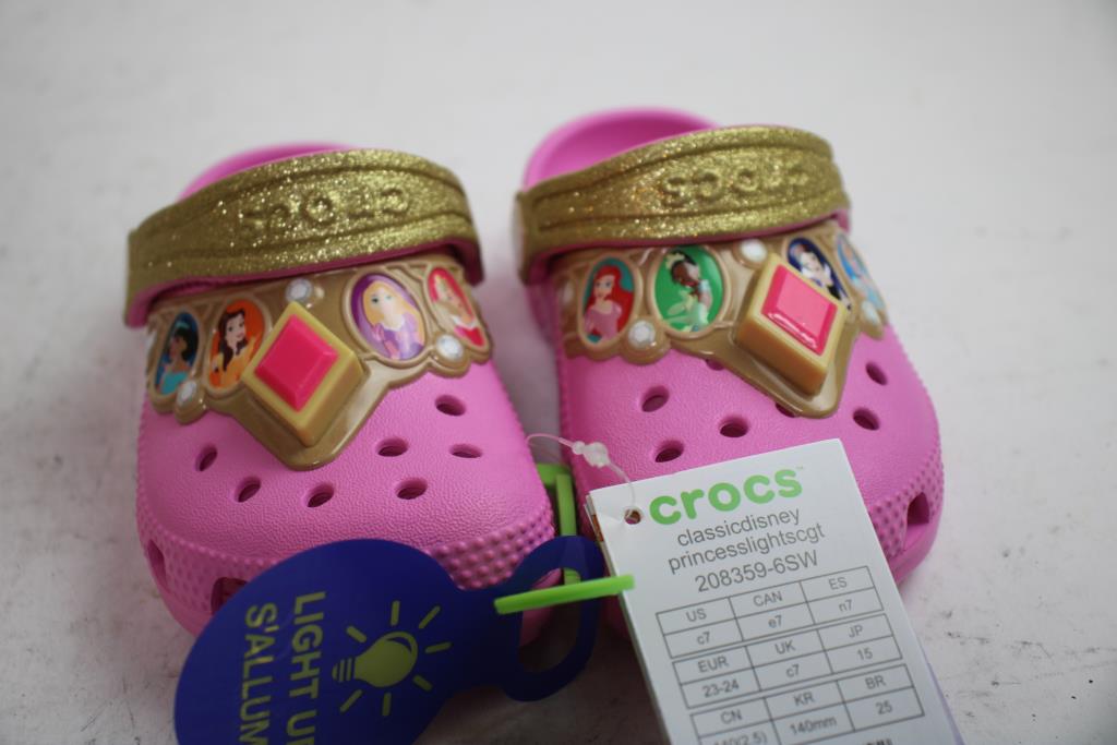 Toddler Girls Classic Disney Princess Light Up Crocs - Size C7 ...