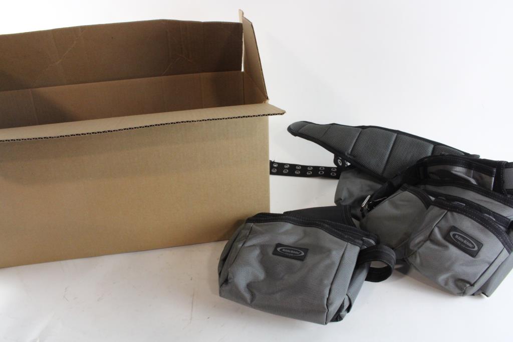 Tool Belts, Knives & Other Hand Tools, 10+ Pieces | Property Room