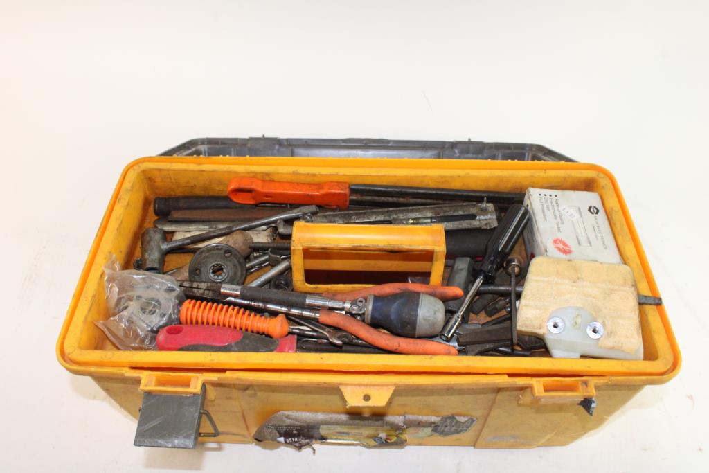 Toolbox With Hand Tools, 10+ Pieces | Property Room
