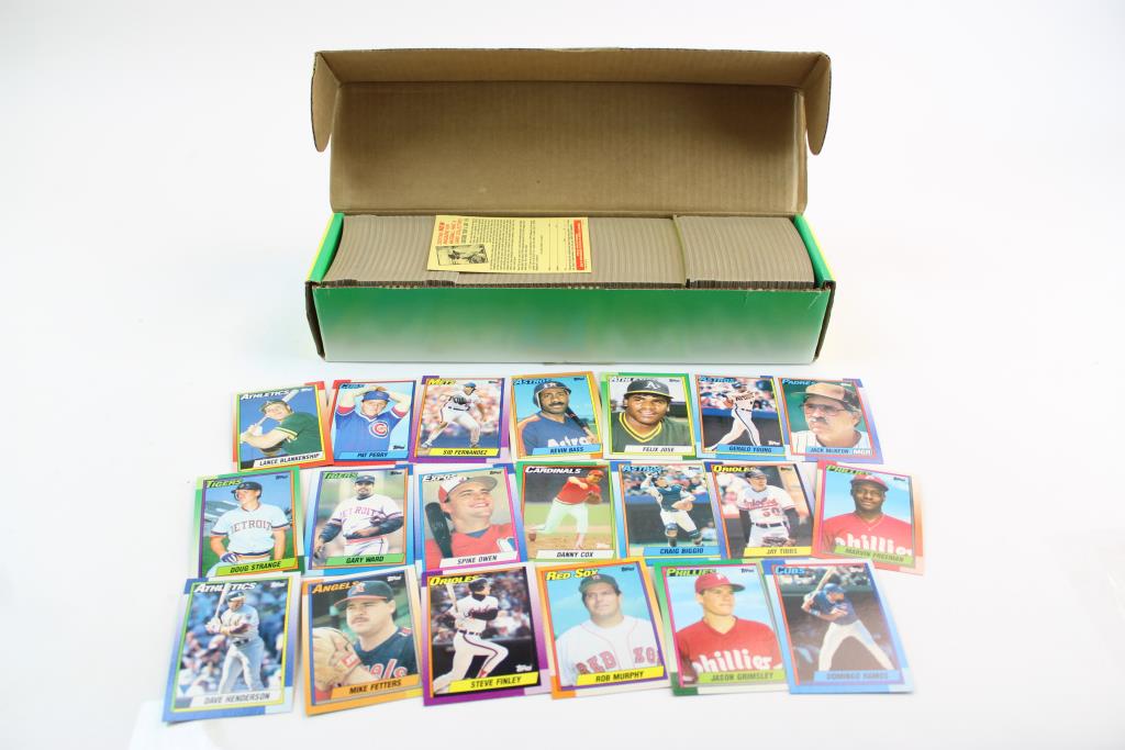 Topps Baseball Cards The Official 1990 Complete Set, 700+ Pieces 