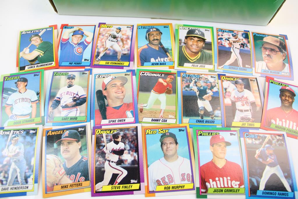 Topps Baseball Cards The Official 1990 Complete Set, 700+ Pieces 