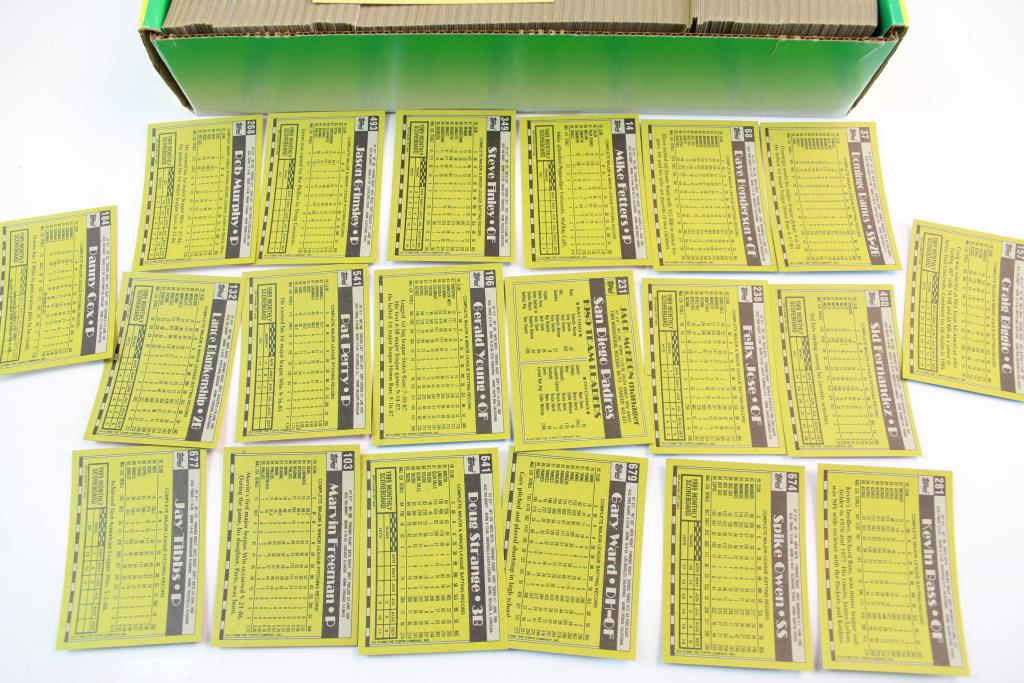 Topps Baseball Cards The Official 1990 Complete Set, 700+ Pieces