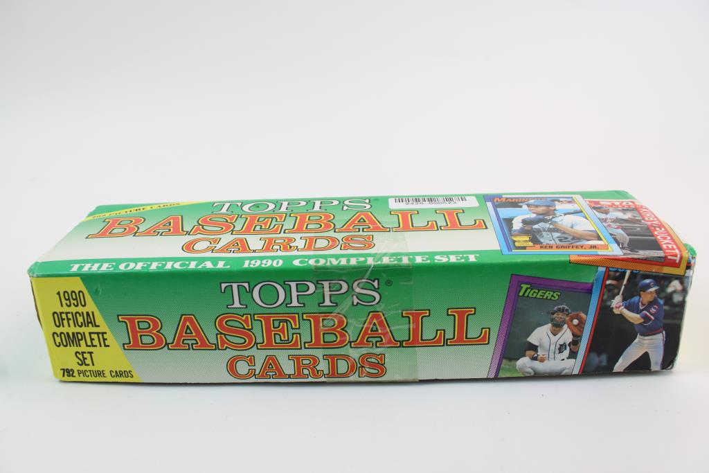 Topps Baseball Cards The Official 1990 Complete Set, 700+ Pieces