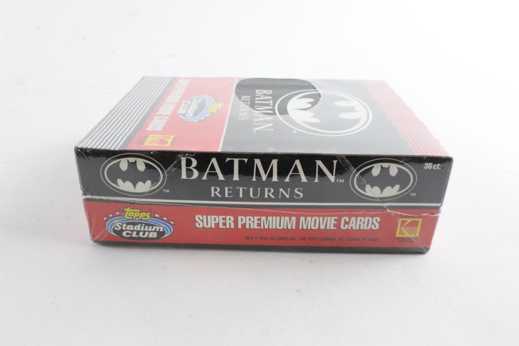 Topps Batman Returns Super Premium Movie Cards | Property Room