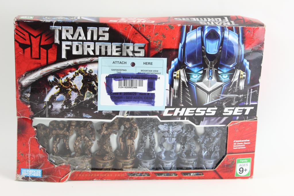 TRANSFORMERS CHESS SET Complete Pieces Parker Brothers 2007 | Property Room