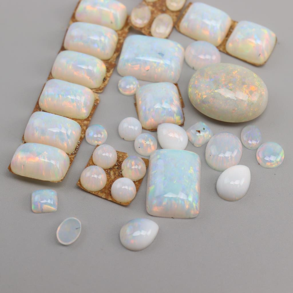 Translucent Cabochon Loose Jewelry Craft Stones, 33+ Pieces | Property Room