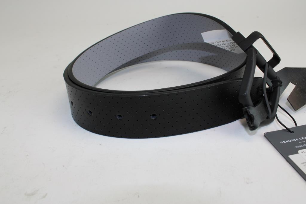 Travis Mathew Cuater Leather Belt; Size 32 | Property Room