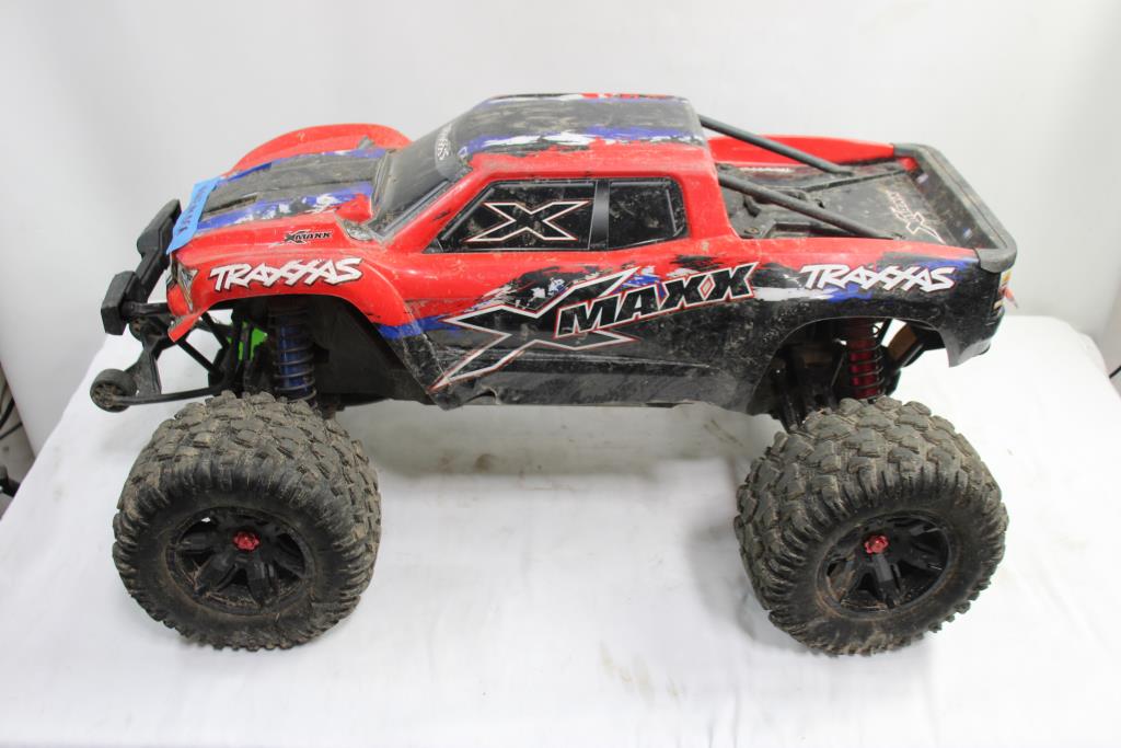 Traxxas Xmaxx RC | Property Room