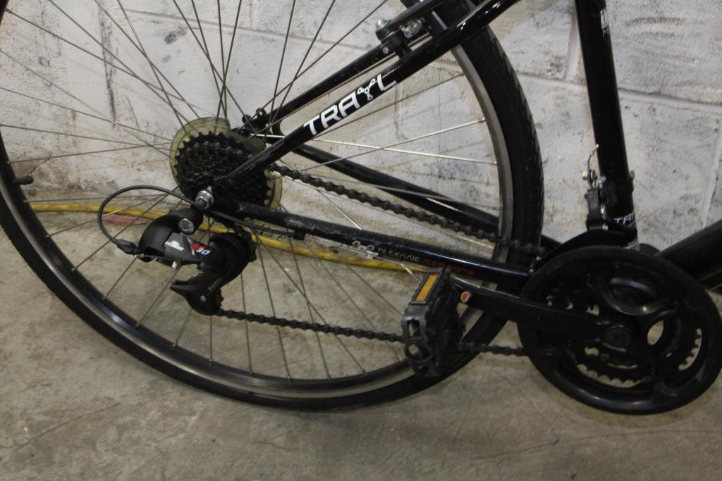 Trayl Dispatch Hybrid Bike | Property Room