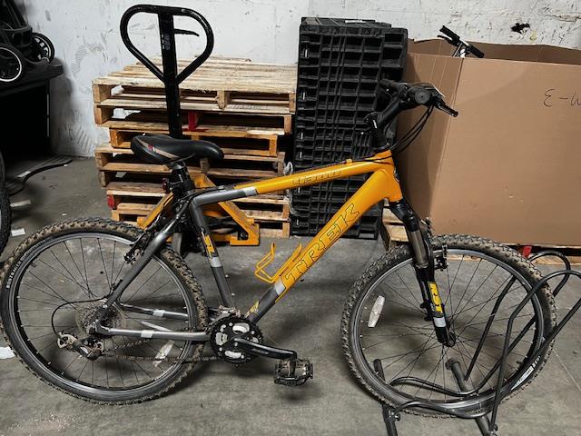 Trek 4300 Mountain Bike 26 Inch | Property Room