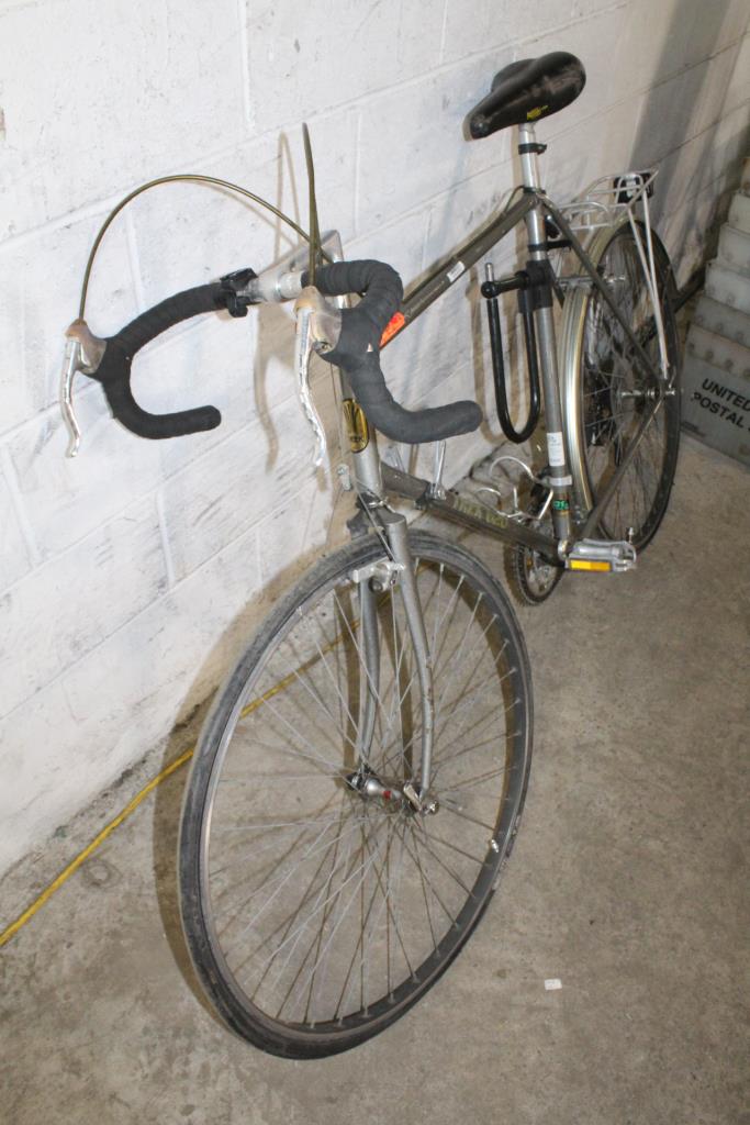 Trek 620 Road Bike | Property Room